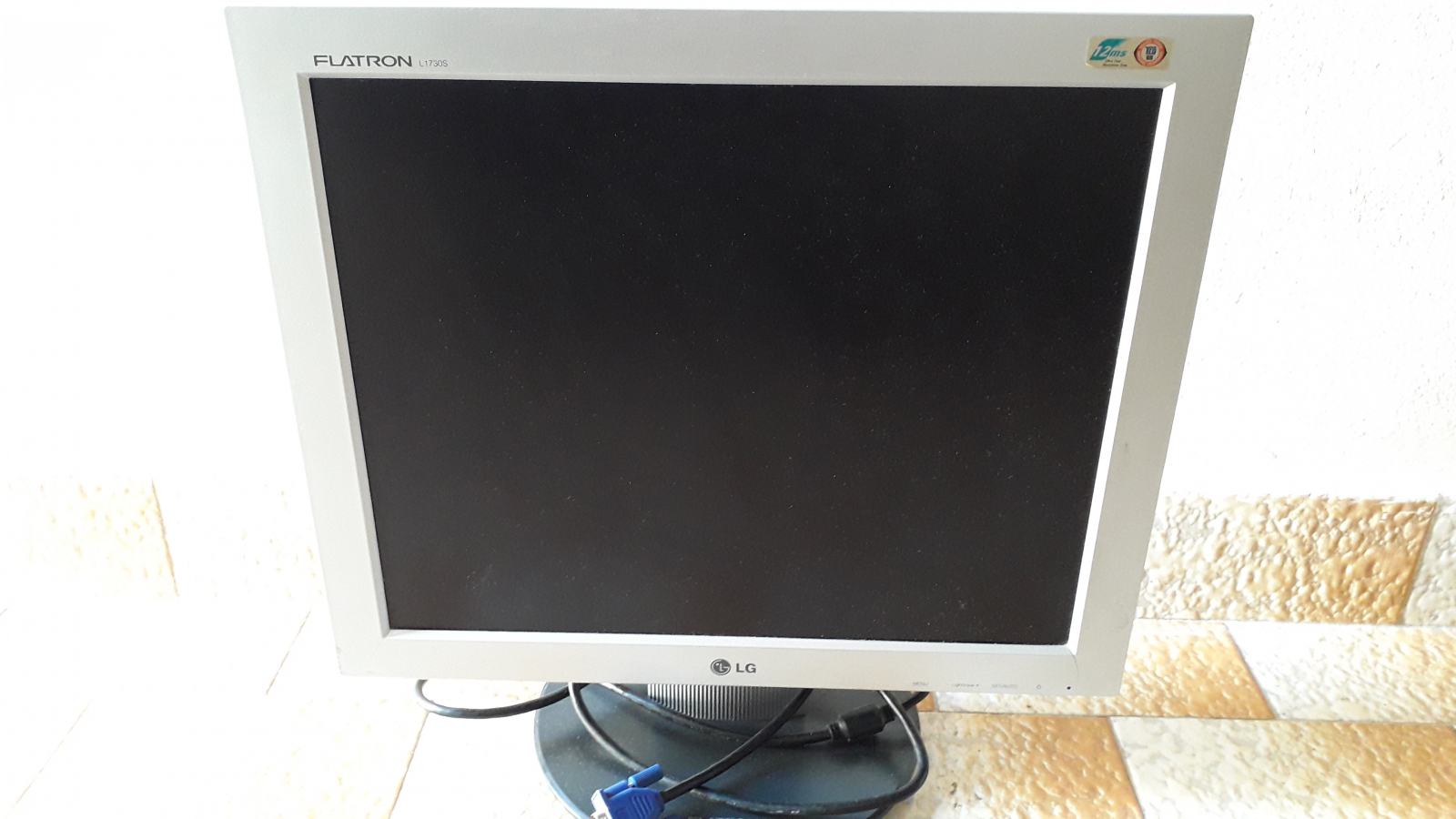 LG Flatron L1730S 17 TFT LCD monitor