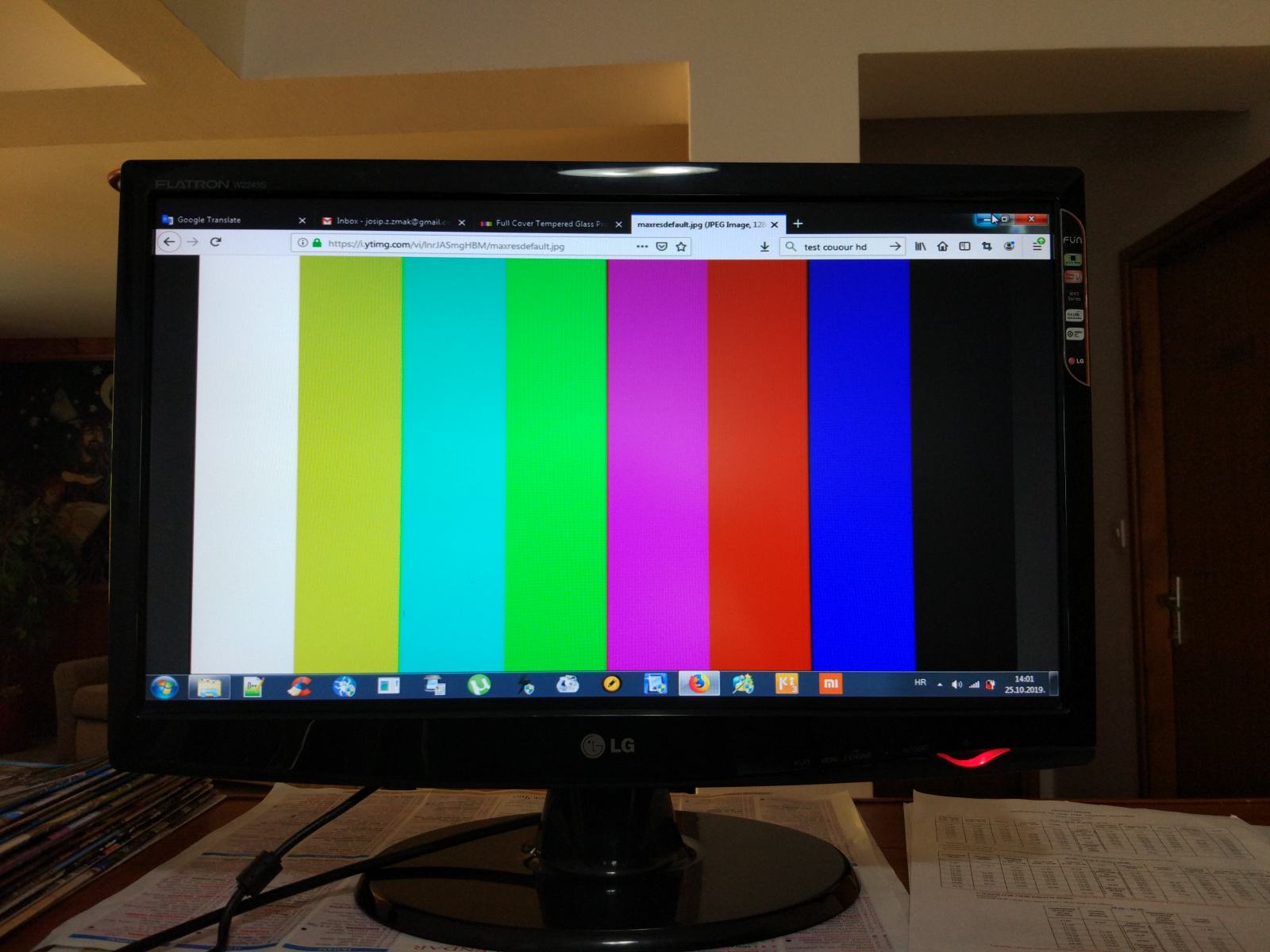 LG FLATRON W2243S MONITOR