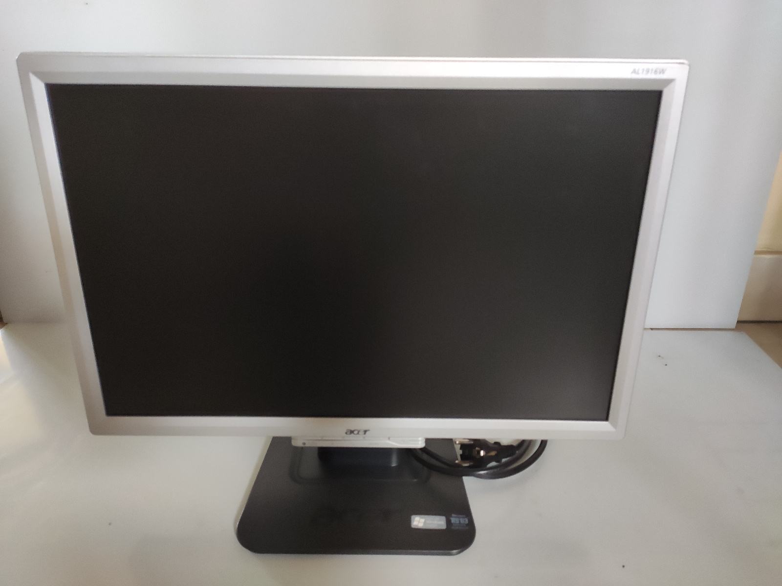 Monitor Acer AL1916w