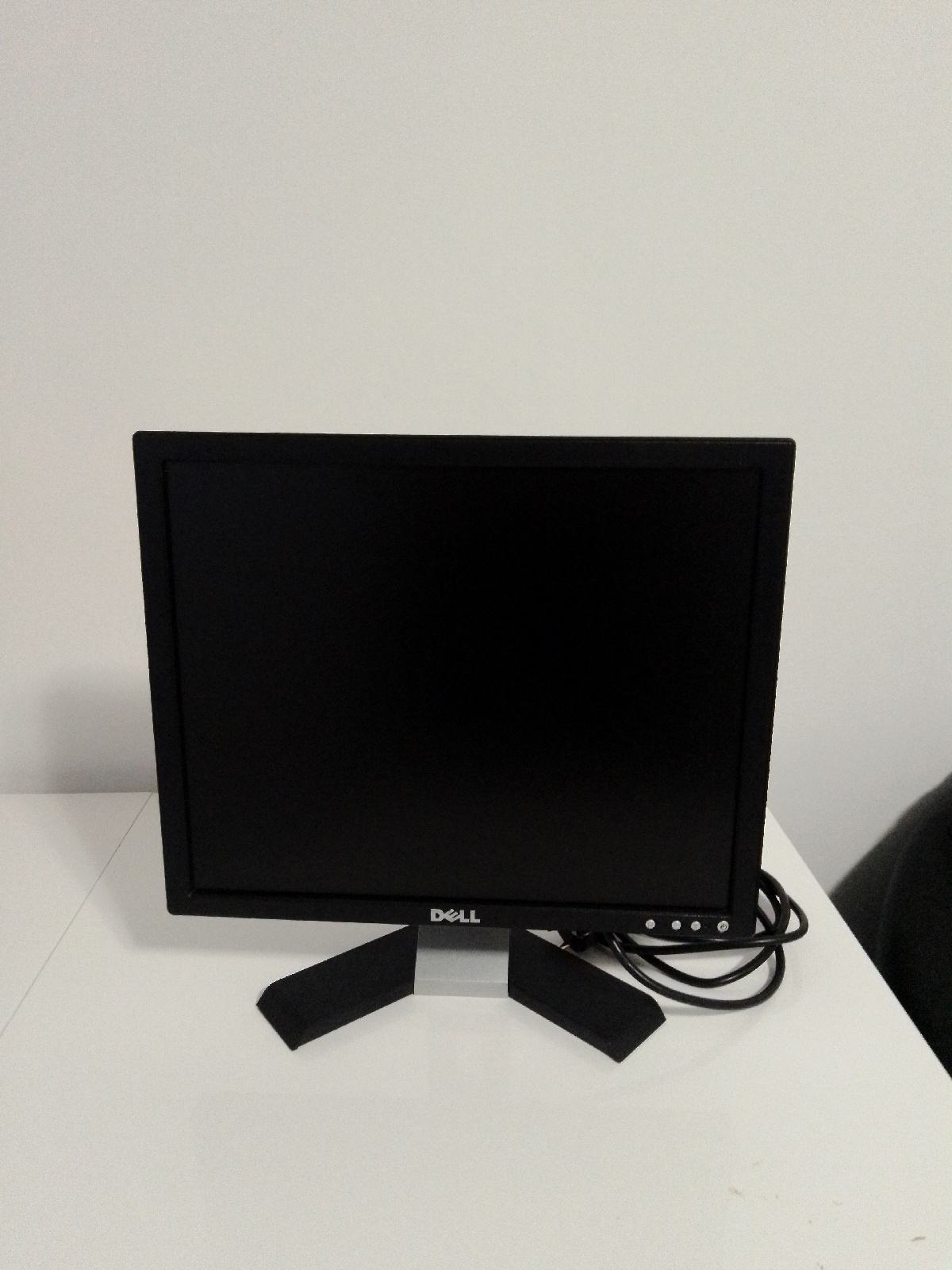 Monitor DELL (E177FPc) ISPRAVAN!