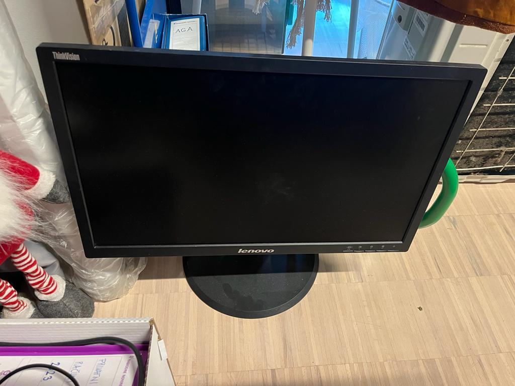 Monitor lenovo, ne radi