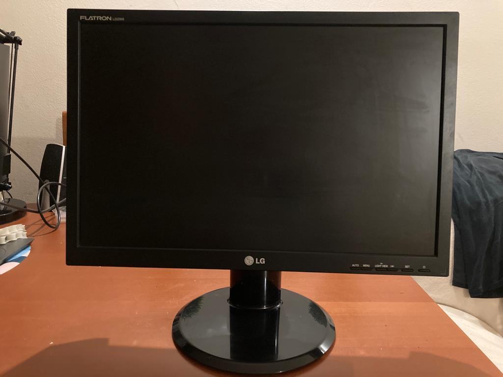 Monitor LG Flatron 22