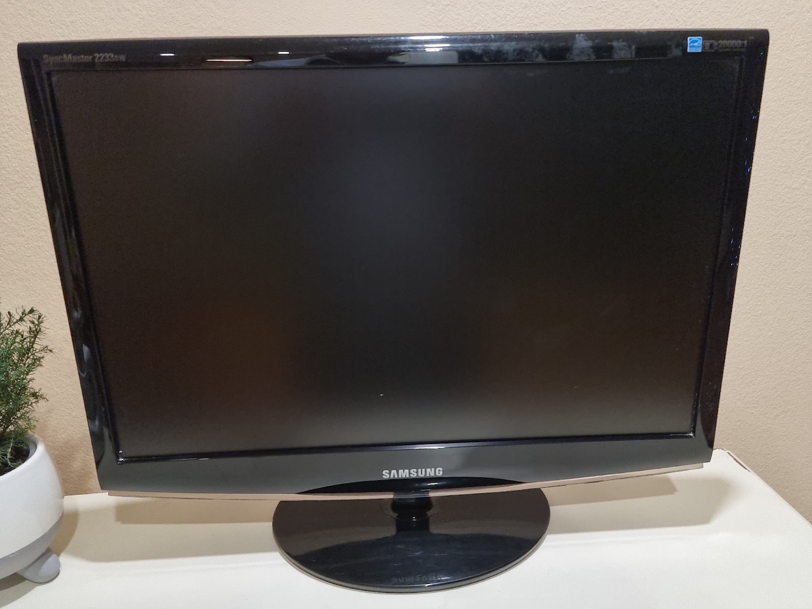 Samsung 2233BW monitor