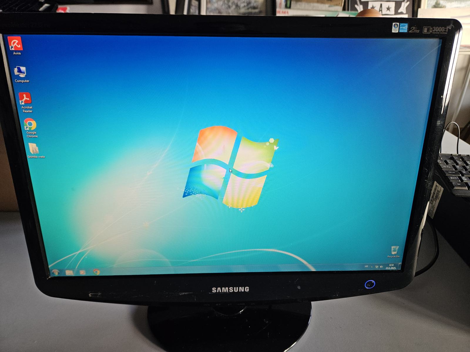 samsung lcd monitor 2232bw
