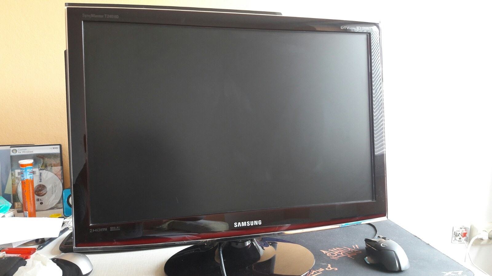 Samsung T240HD