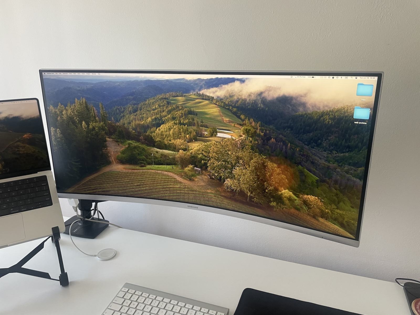 Samsung Thunderbolt3 Zakrivljeni Monitor 34