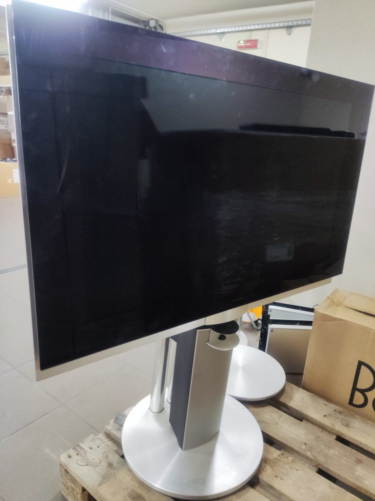 Bang & Olufsen BeoVision 7-40