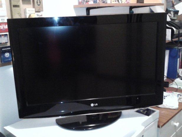 LCD tv LG 32 LH 3000 Full HD