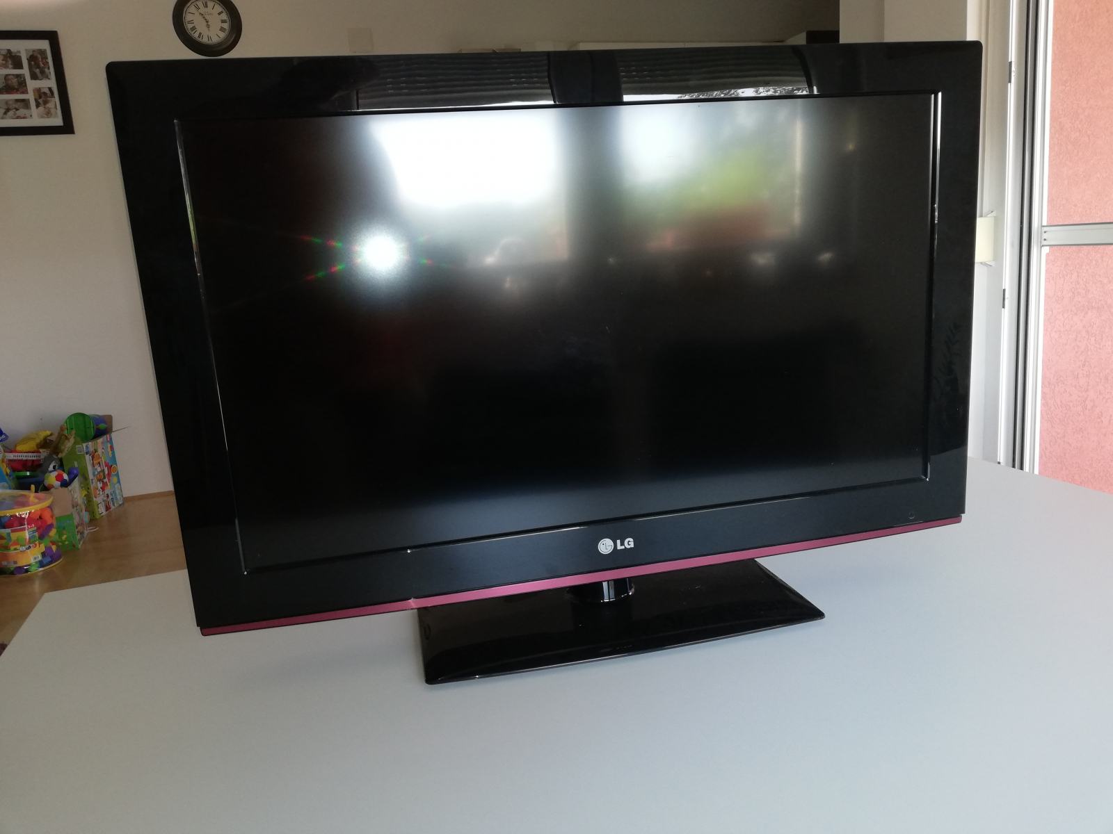 LG LCD TV 32LD350