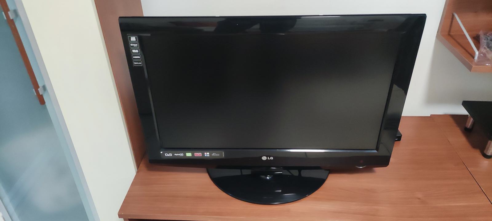 LG LCD TV 32LG2000