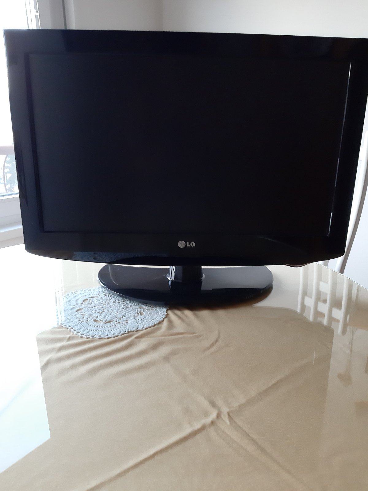 LG tv 80cm