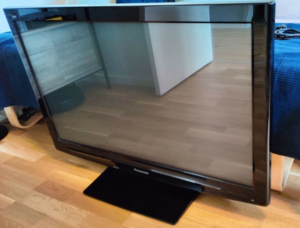 Panasonic Viera plasma TV HD 42 ,107CM TX-P42