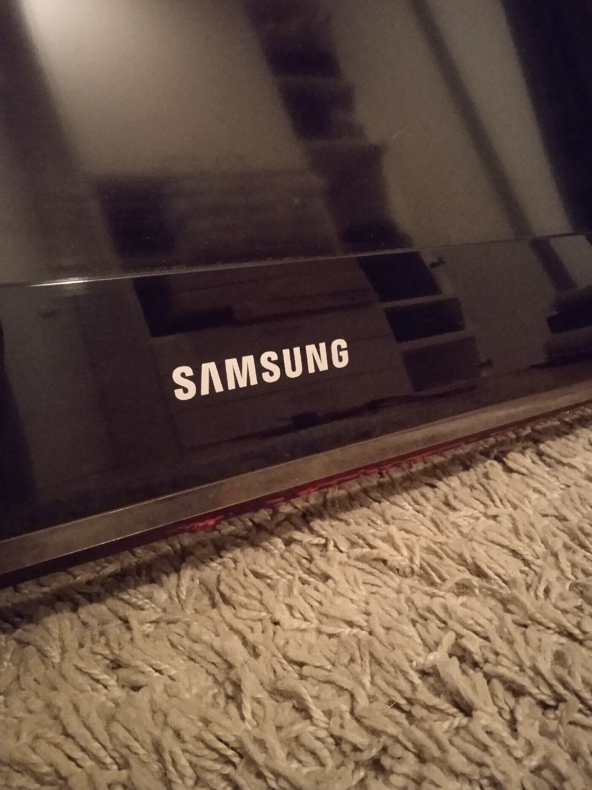 Prodaje se SAMSUNG® LED TV - LE32B530P7W