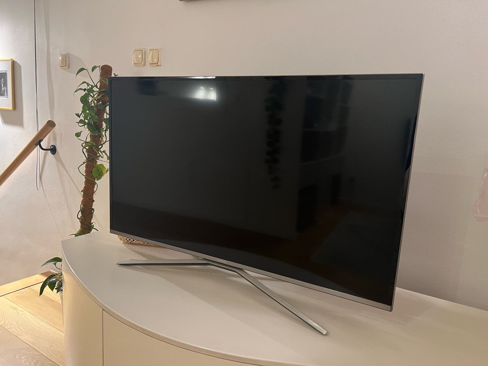 Samsung UE40KU6402 4k UHD smart TV