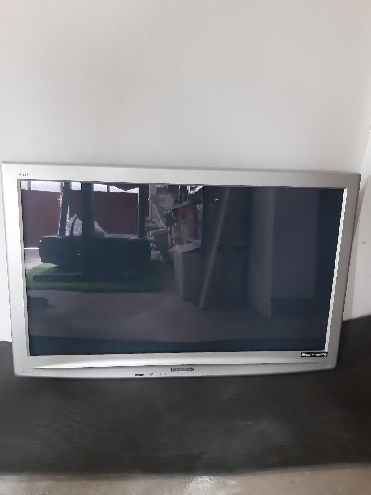 Televizor TV Panasonic 105 cm/41