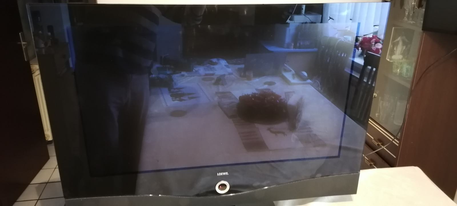 TV LOEWE SPHEROS R 37 + DVB T2 prijemnik