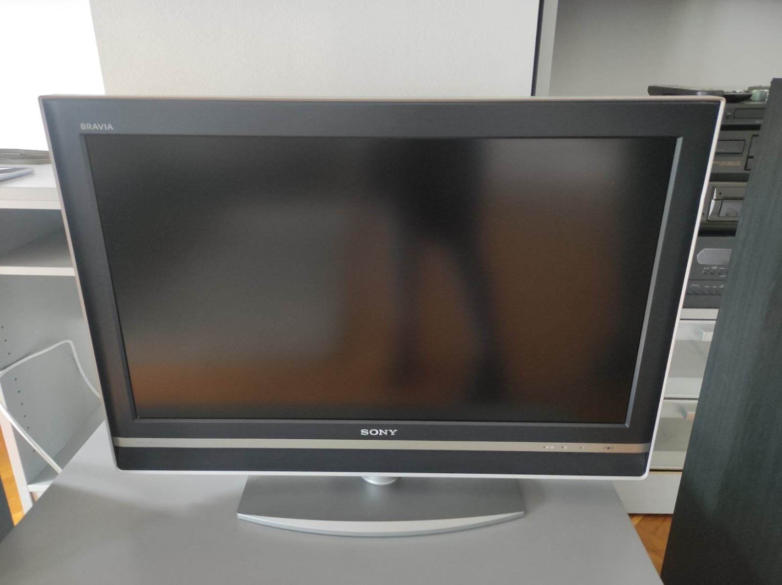 TV Sony BRAVIA KDL-32V2000 32