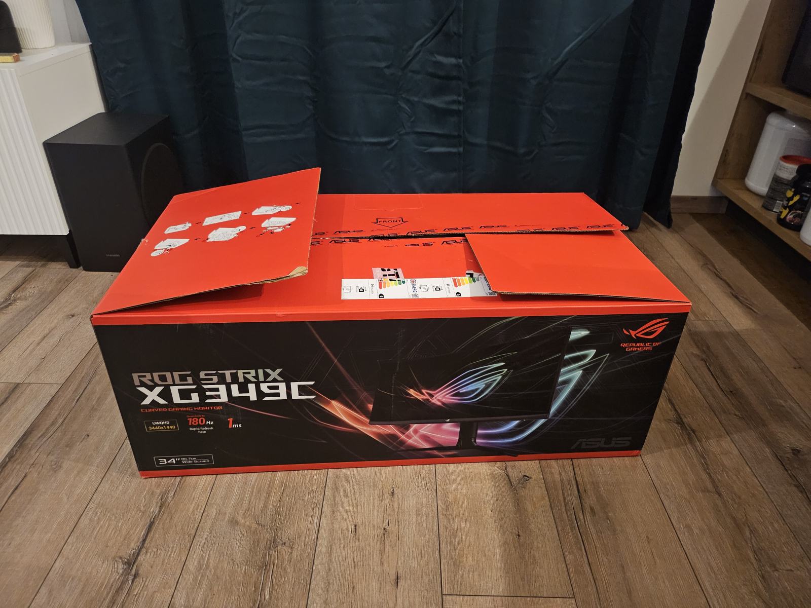 Asus Rog Strix XG349C Ultrawide Gaming Monitor 3440x1440 180hz KVM - C