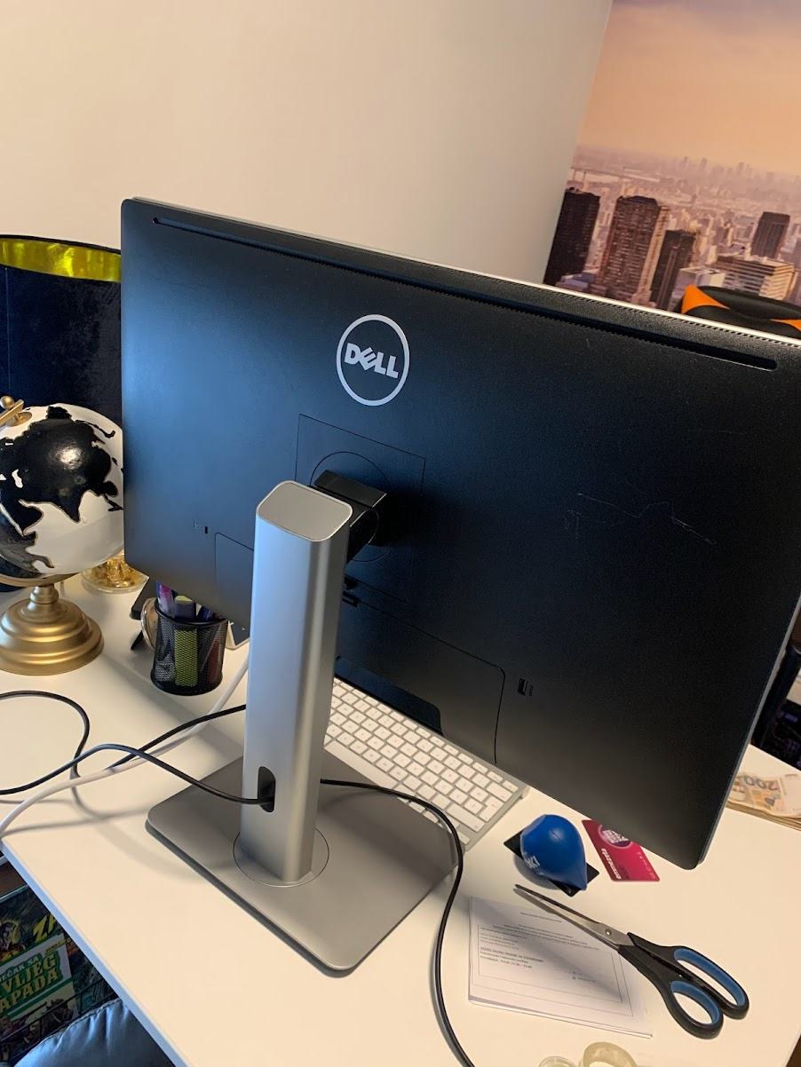 Dell 27 Ultra HD 4k Monitor: P2715Q