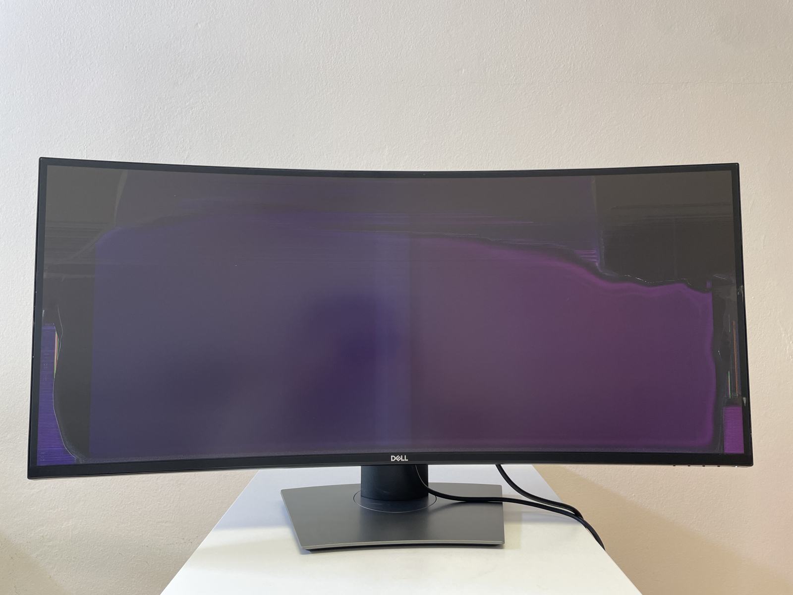 Dell Monitor 38 inch LED U3818DW Dijelovi Ostecen za Dijelove