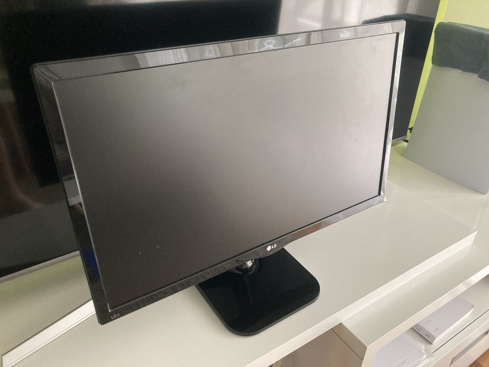 ** Monitor LG 24M47VQ 24 FHD 1080p LED-lit ** - HITNO! PRILIKA!