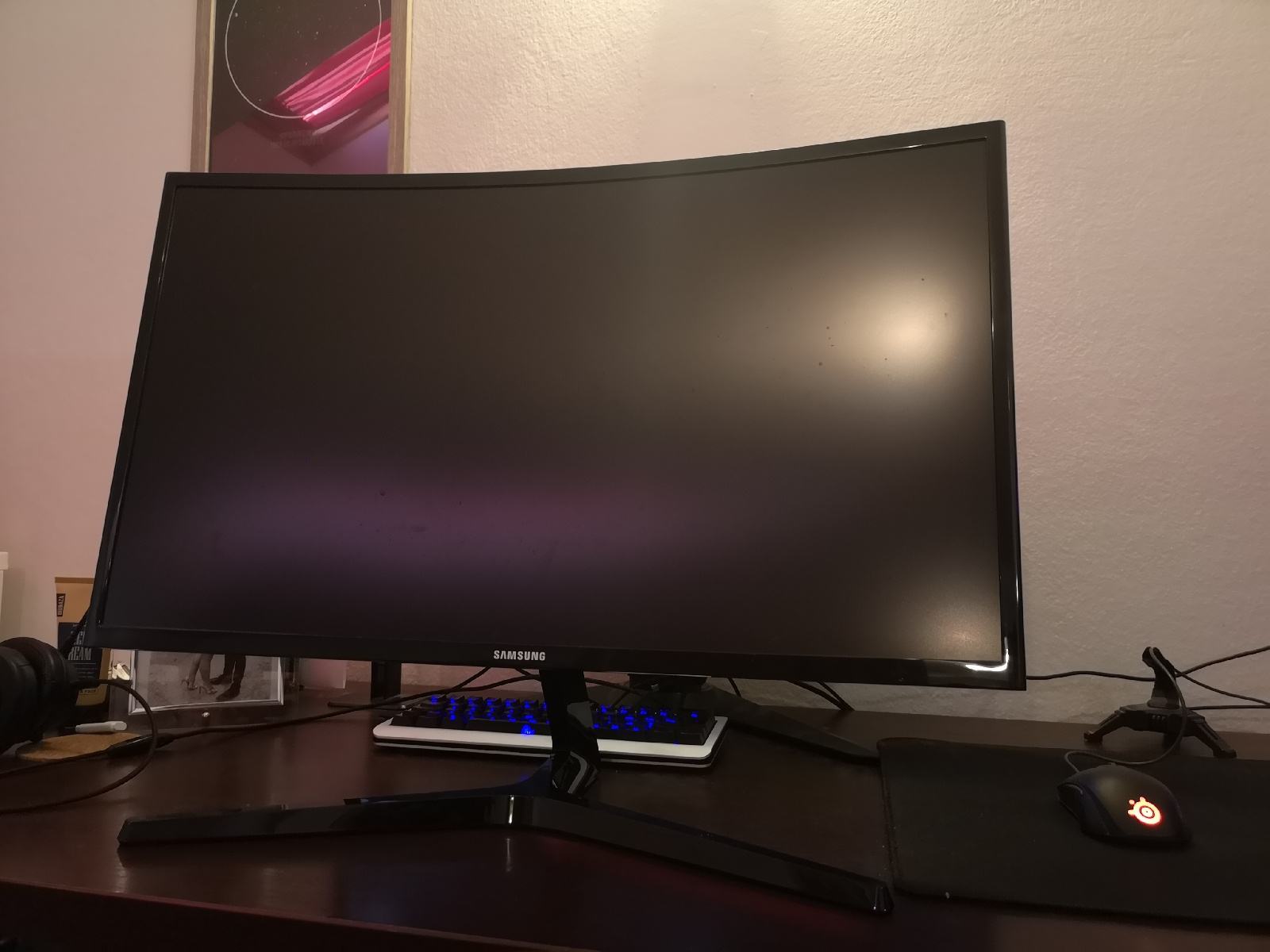 Monitor Samsung 27 c27f396, zakrivljeni