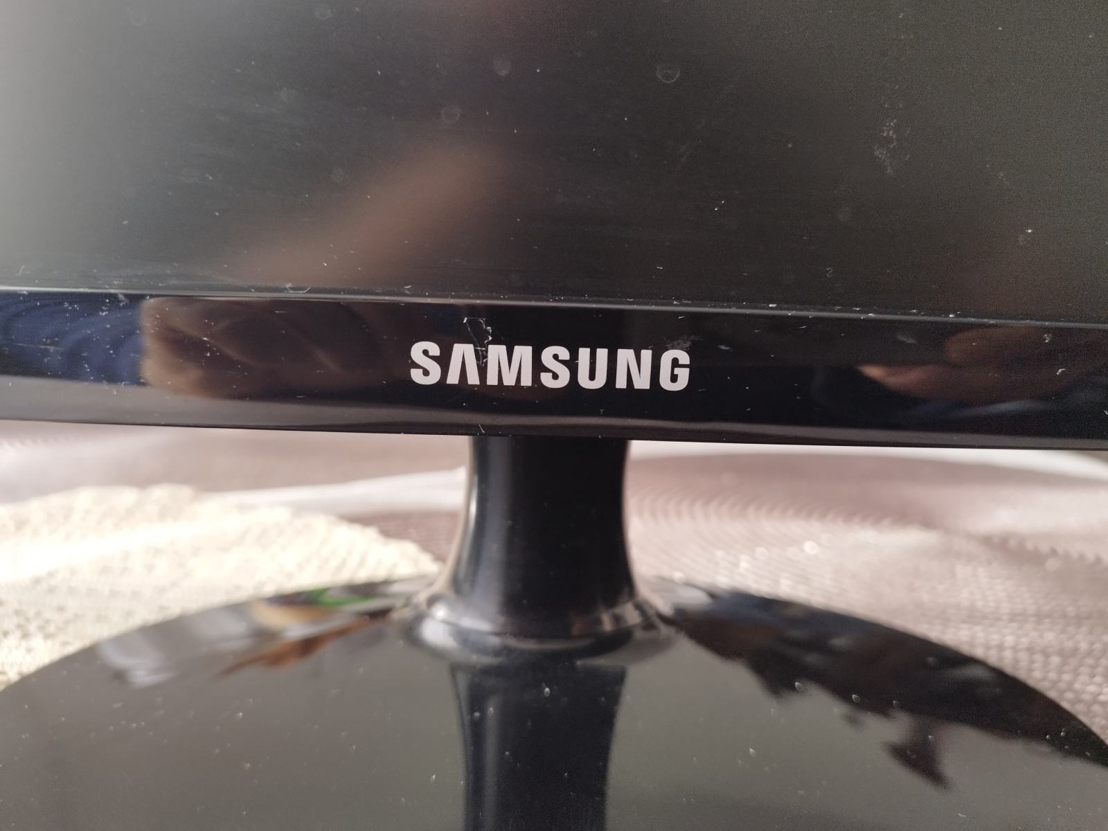 Monitor Samsung19 S22D300 prodajem