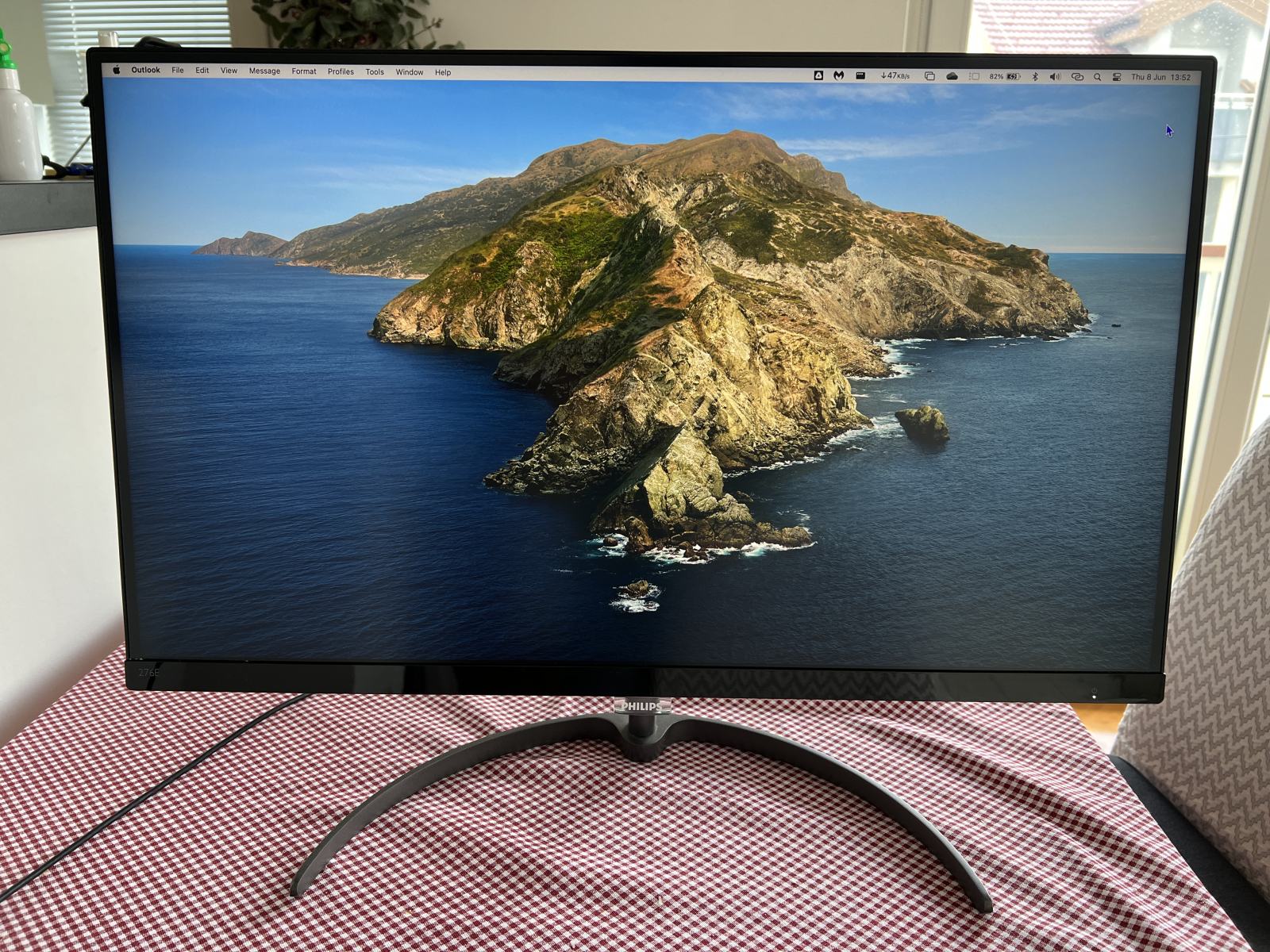 Phillips 276E, 4K, star 1g. garancija, račun, kutija