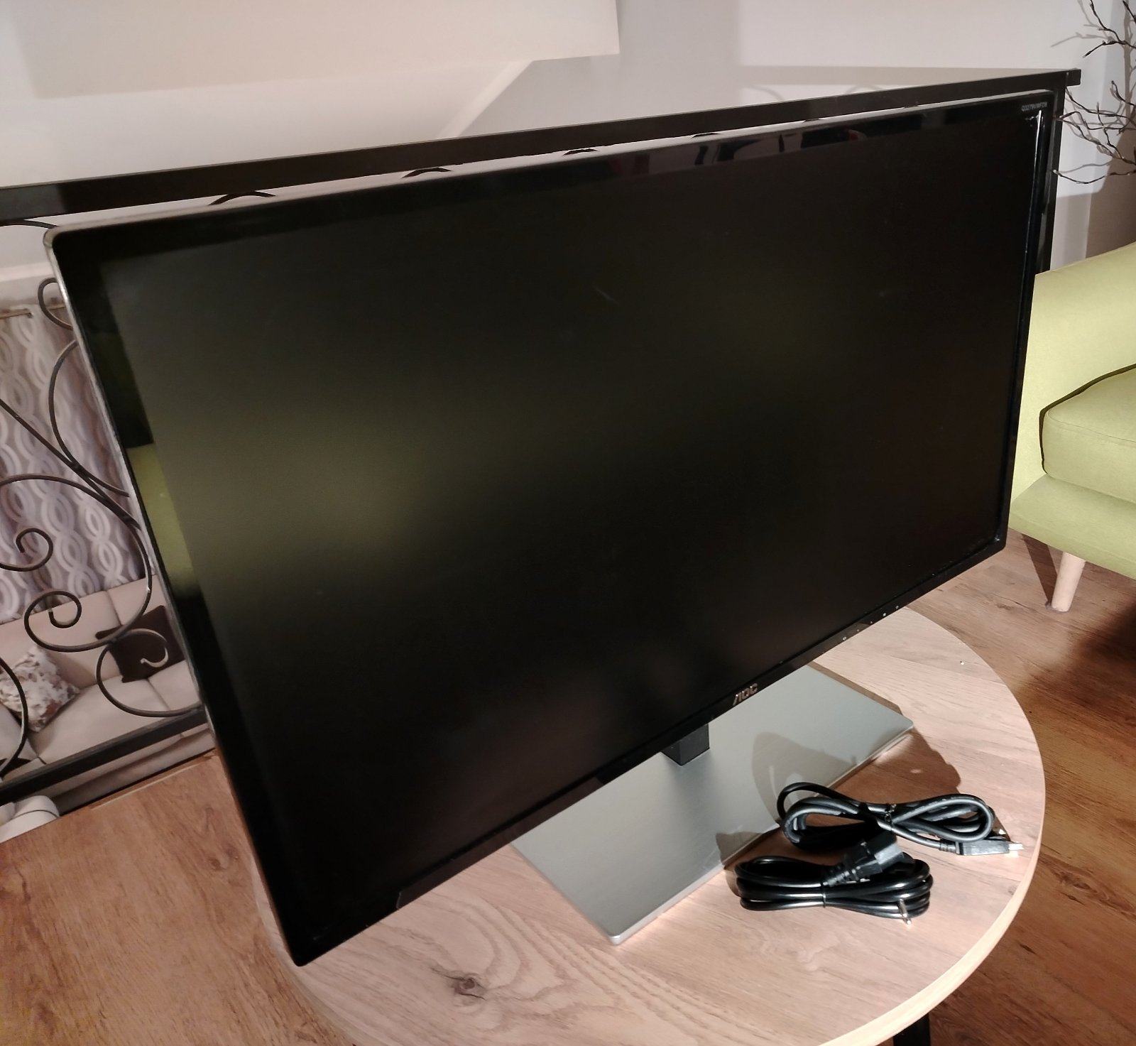 PRODAJEM - AOC 32 QHD 2K LED monitor