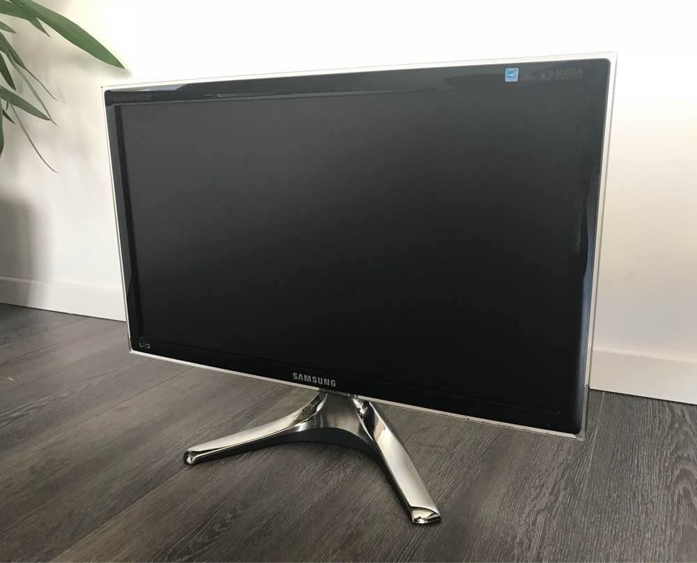 Samsung BX2250 LED Monitor 22 Inch Widescreen