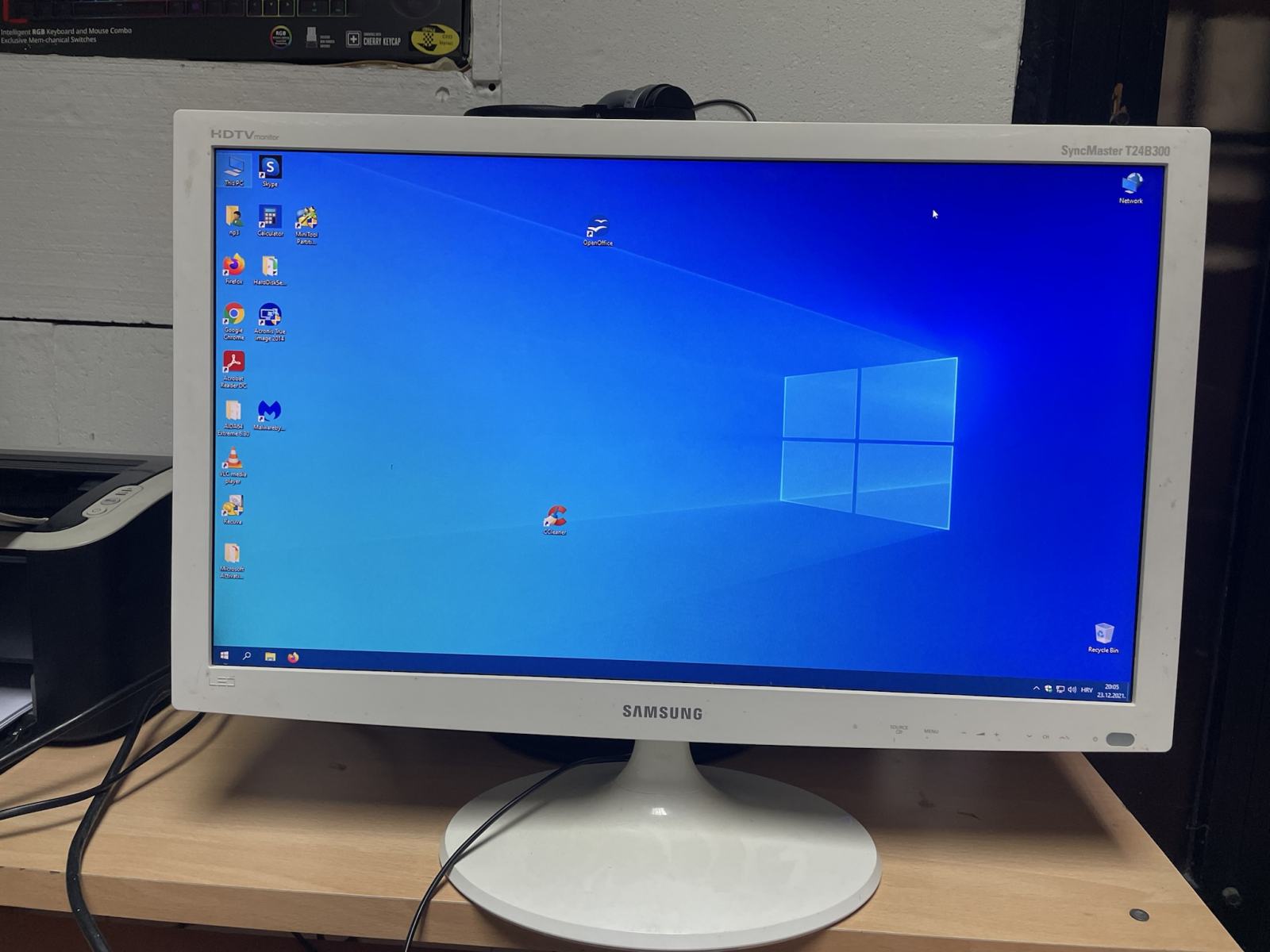 Samsung monitor (TV) 24