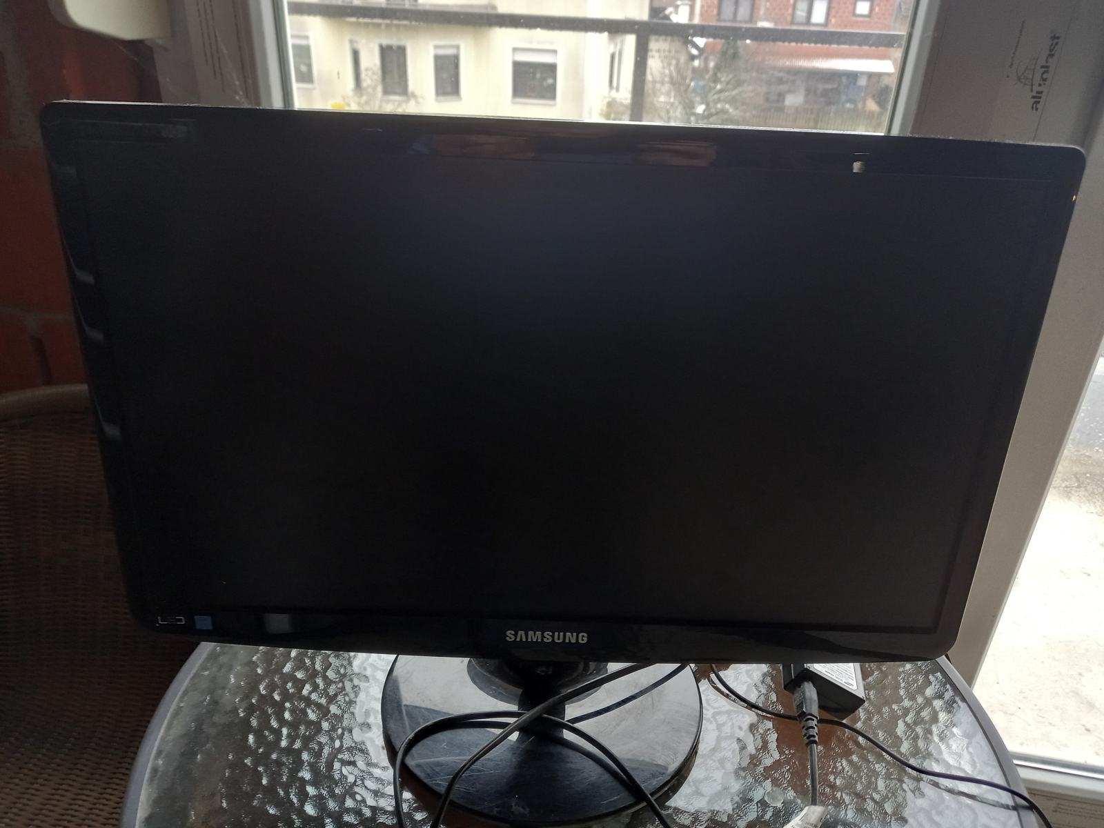 Samsung S22A100N 22, LED FULL HD