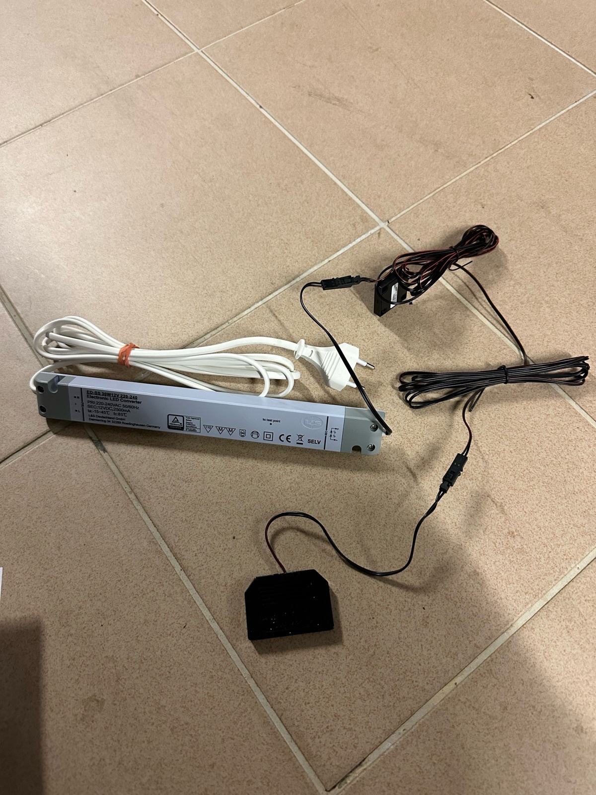 LED-Startset sa Emotion Dimmerom 30 W LSET30, Nobilia kuhinja