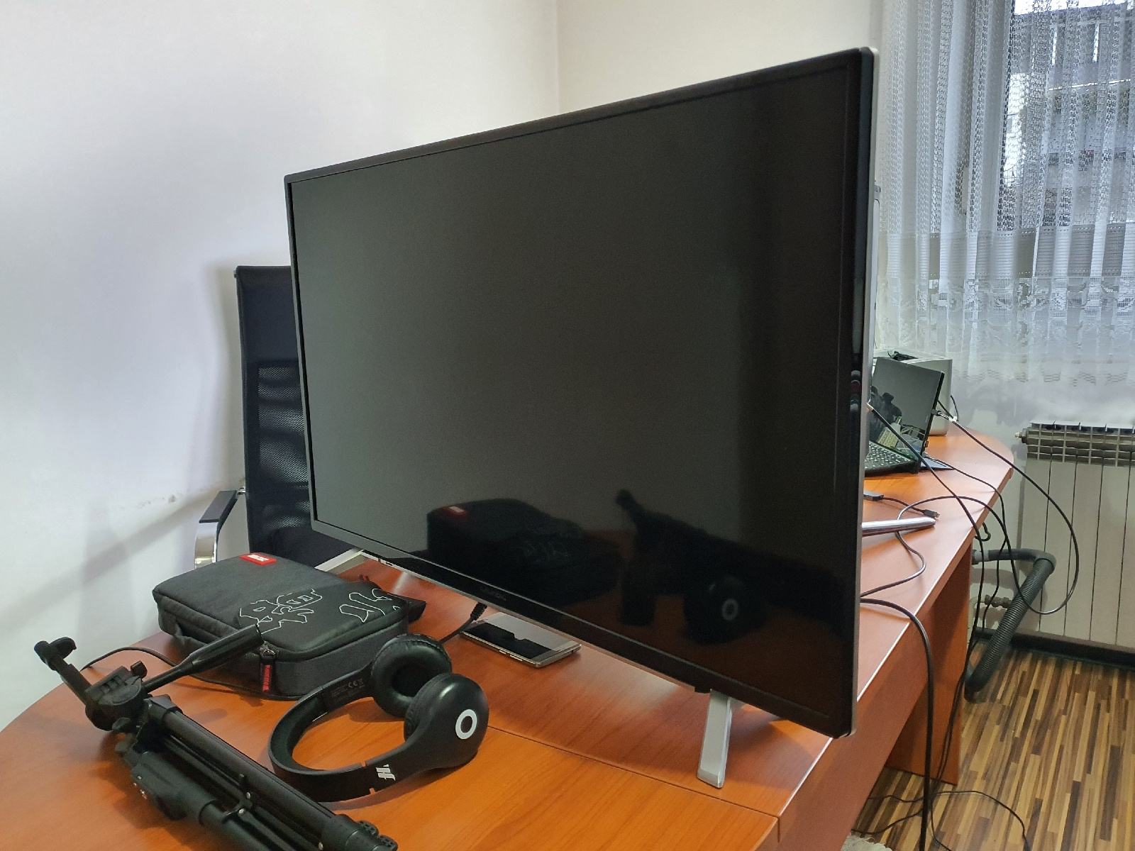 GRUNDIG TV LED 40GFB6740 - Smart TV - 40