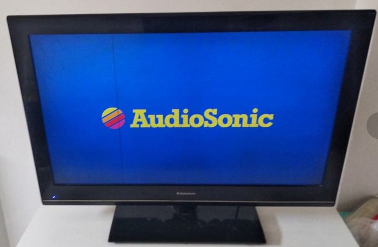 Lcd tv audiosonic