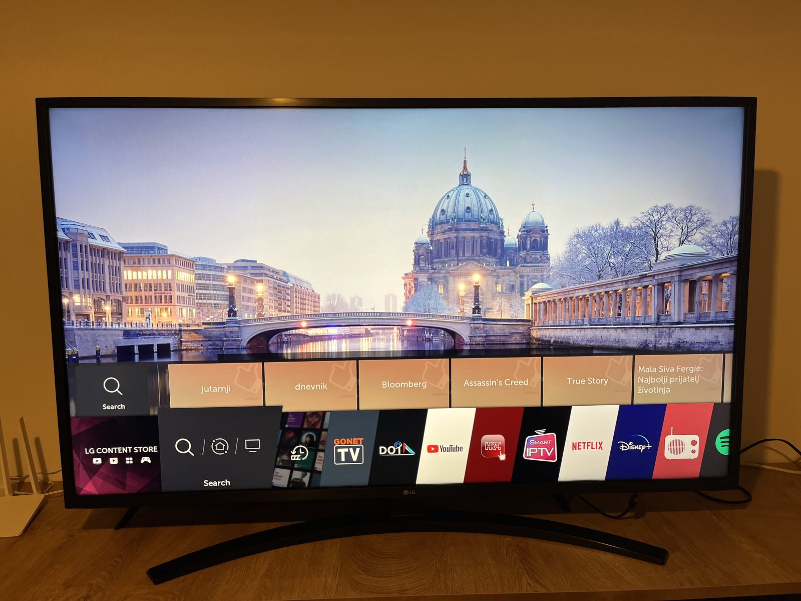 LG ULTRA HD 4K TV