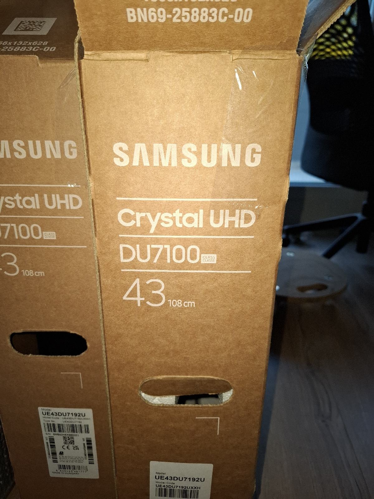 Samsung uhd DU7100