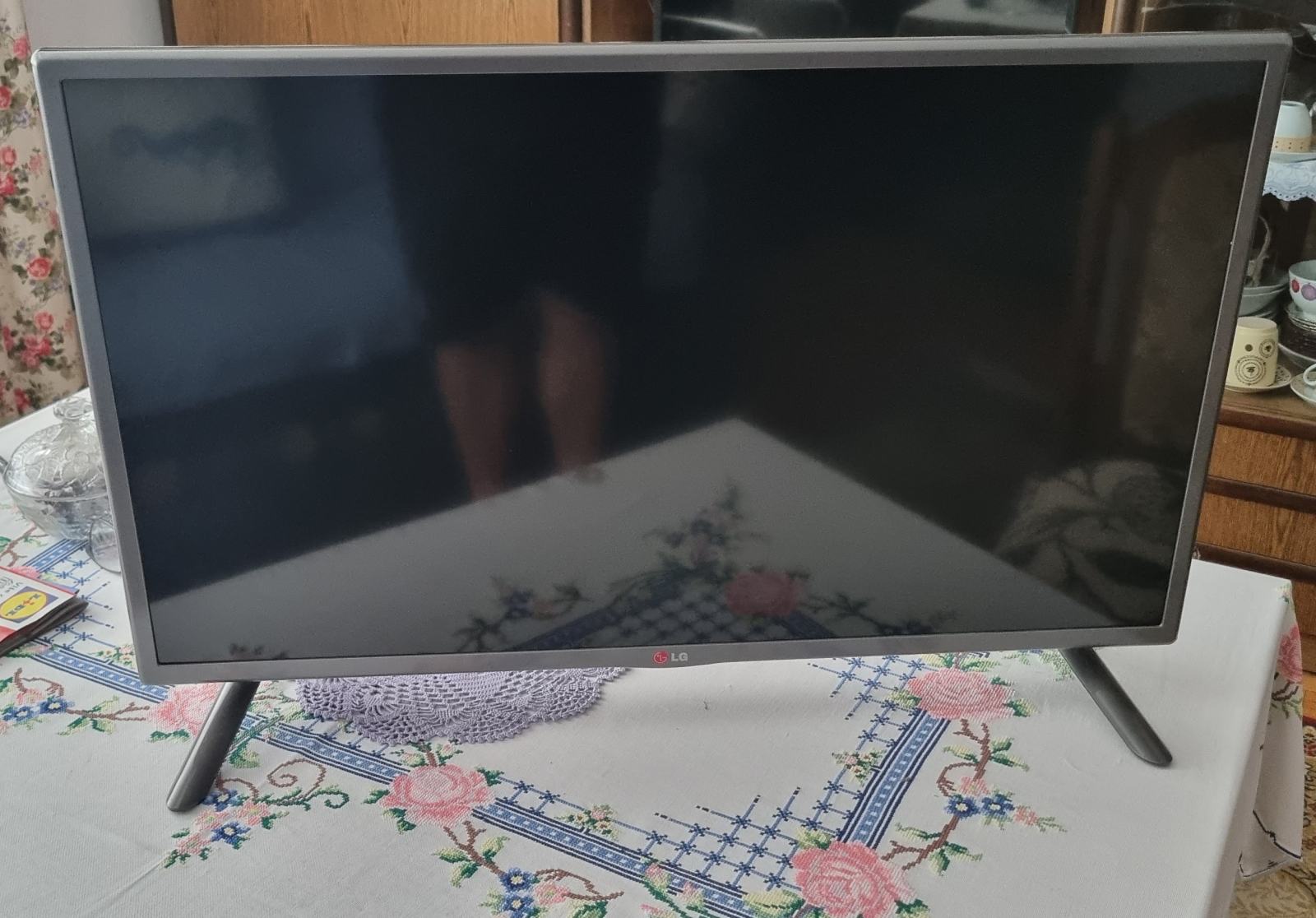 Televizor LG 32LB561U