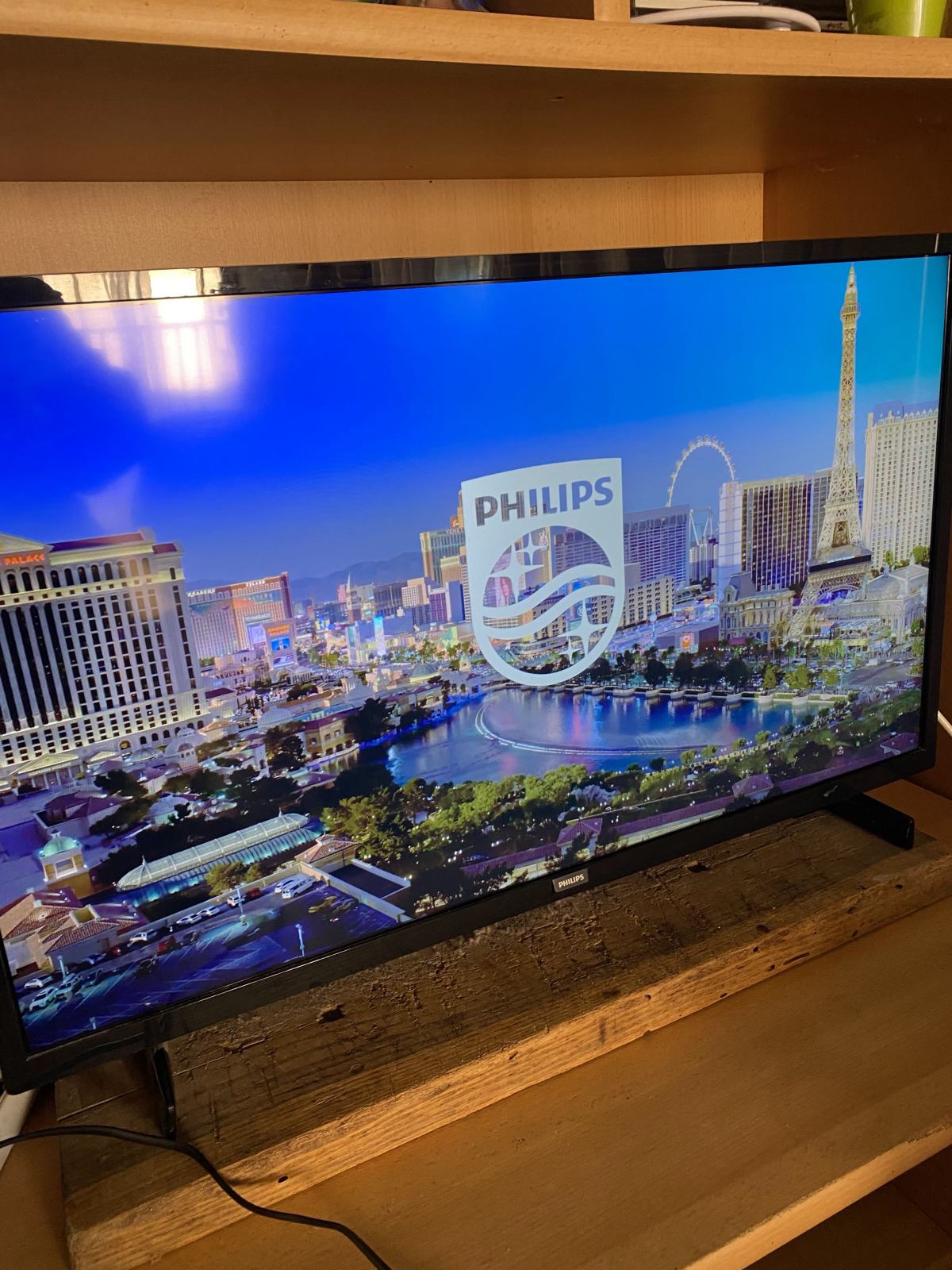 Televizor Philips 32PFS6805/12