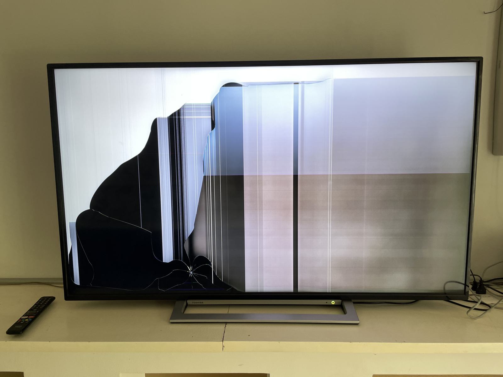 Toshiba TV za dijelove 55UA3A63DG
