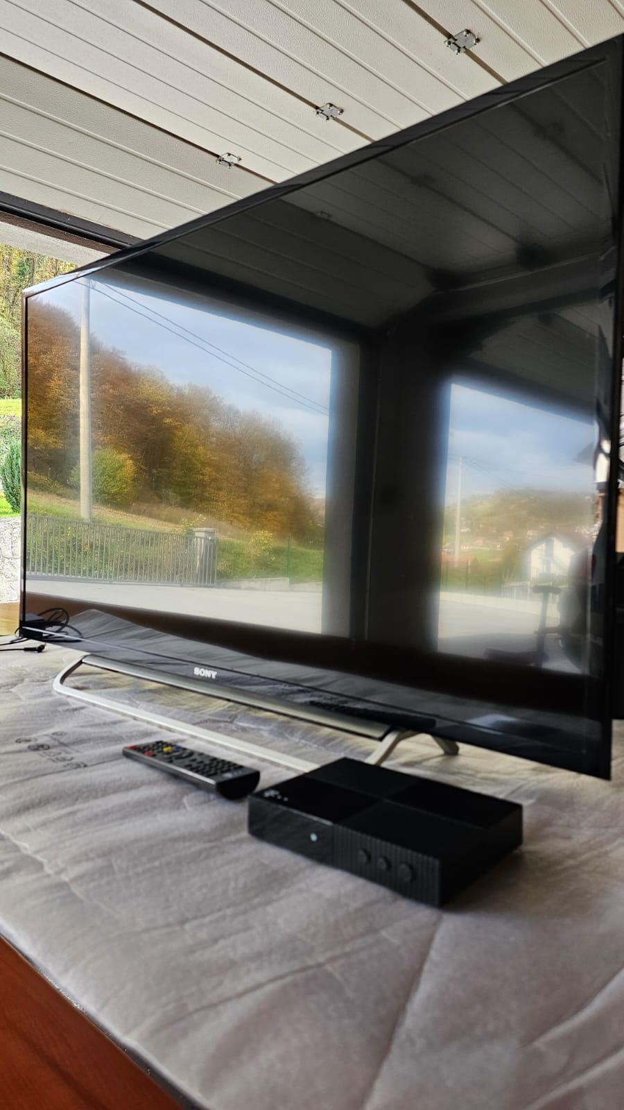 TV Sony KDL-40W605B
