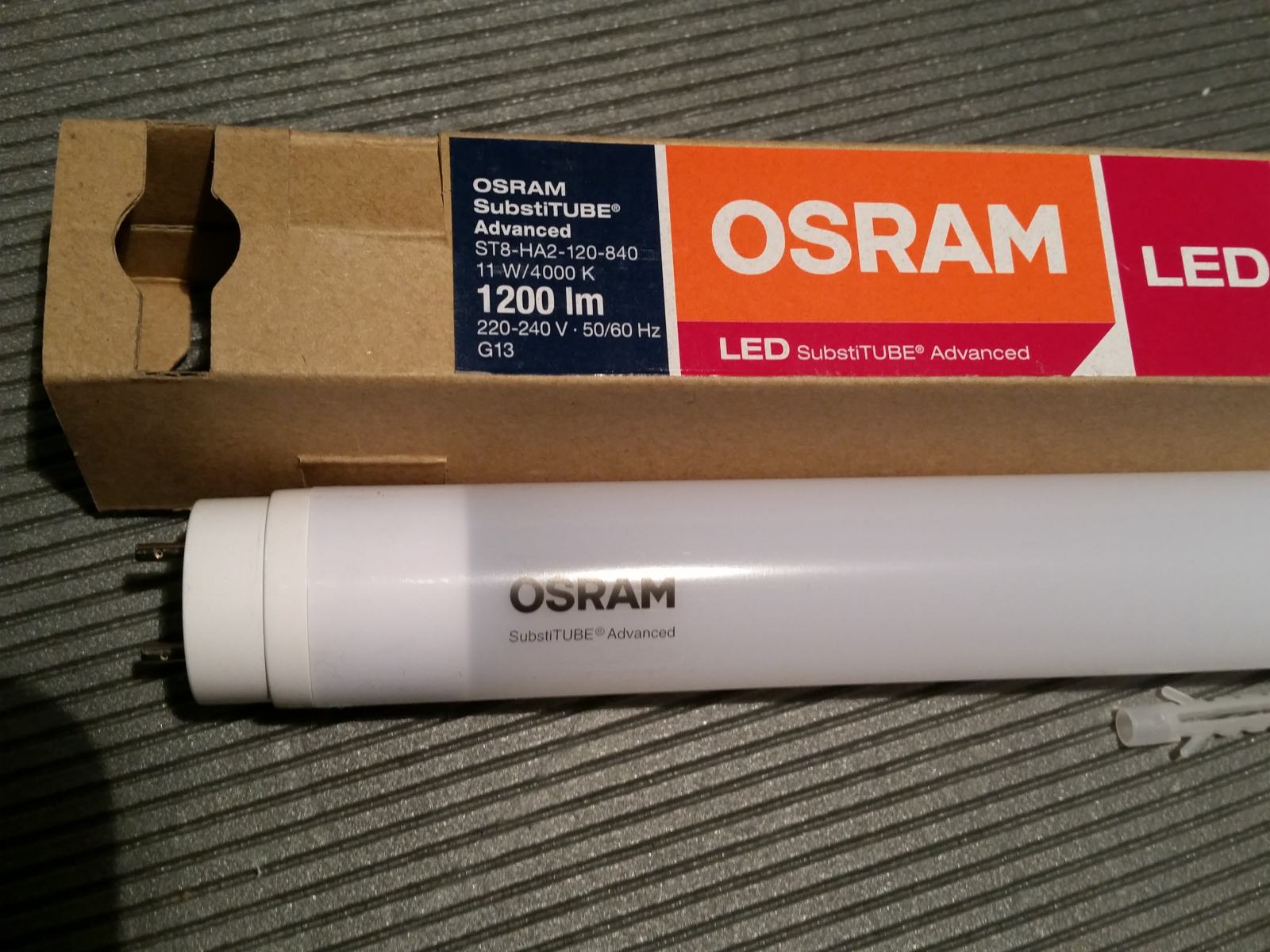 LED cijev OSRAM 11W