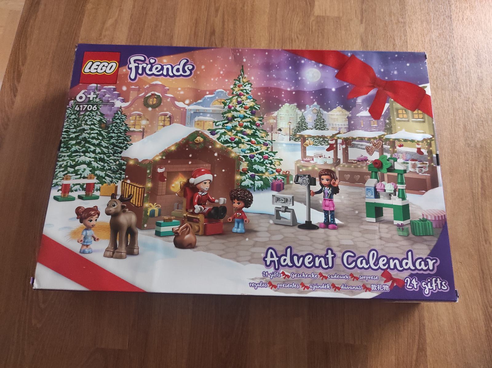 41706 Advent Calendar 2022, Friends