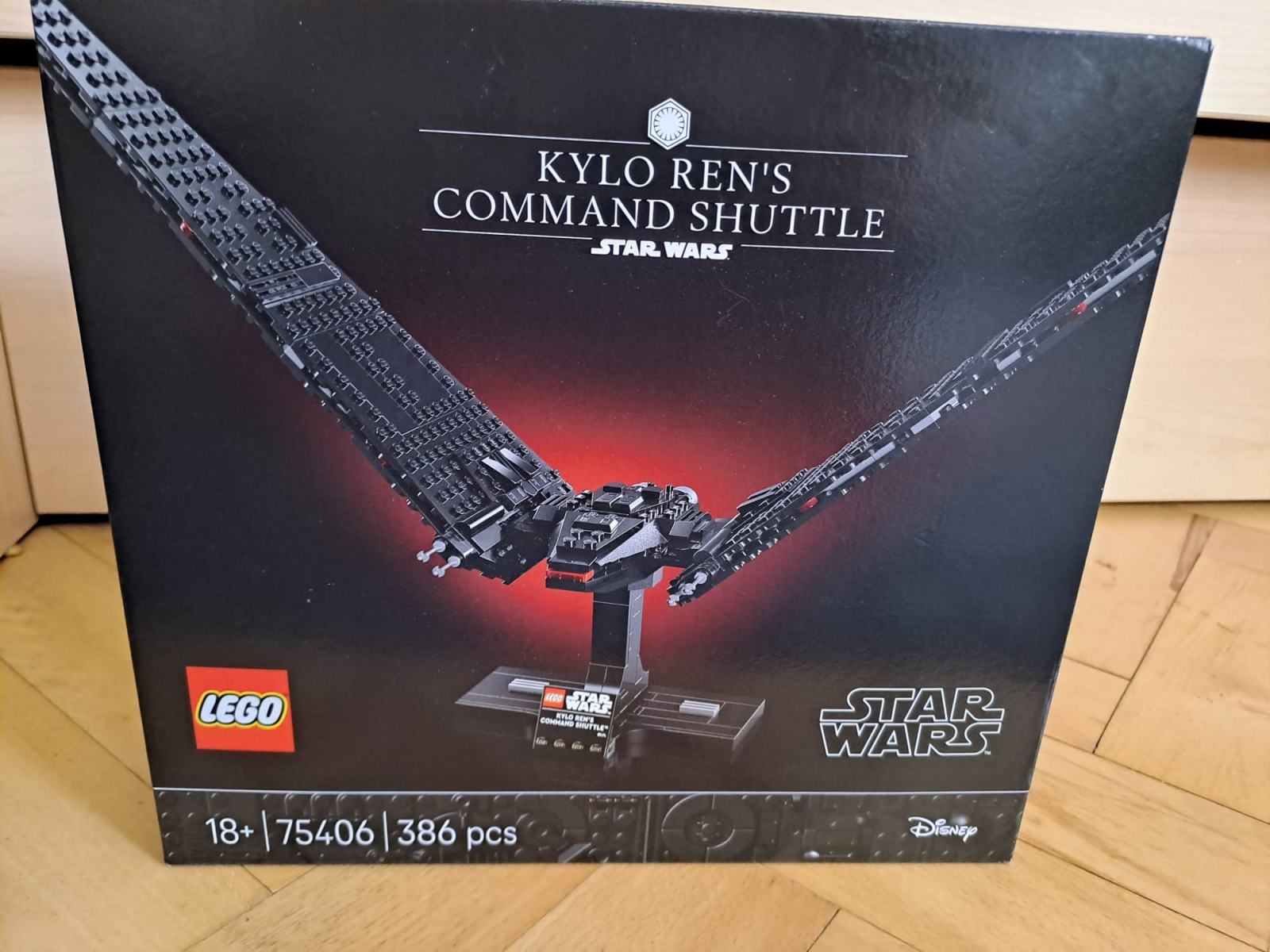 NOVO! Kylo Rens Command Shuttle