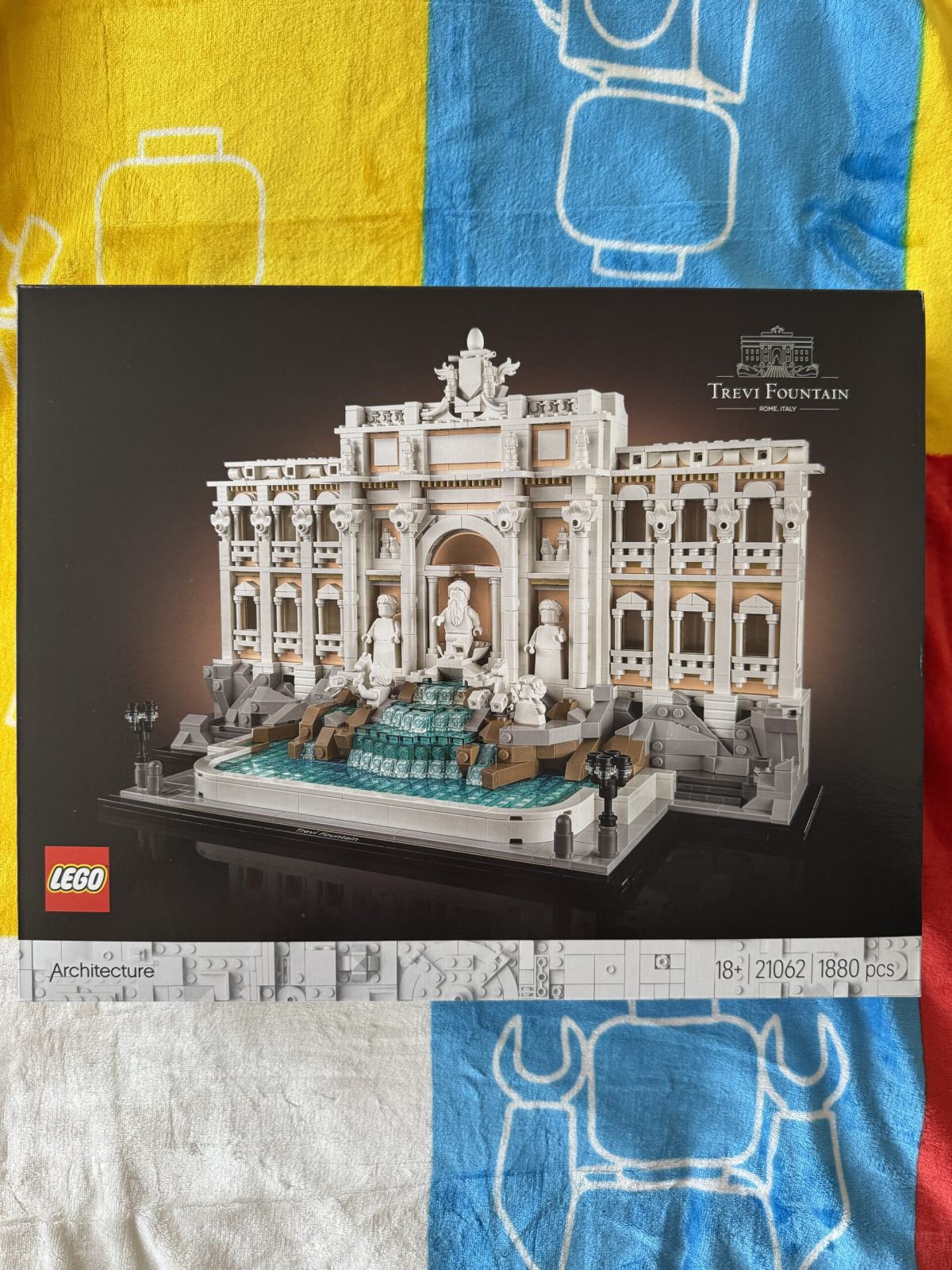 LEGO 21062 Architecture Trevi Fountain