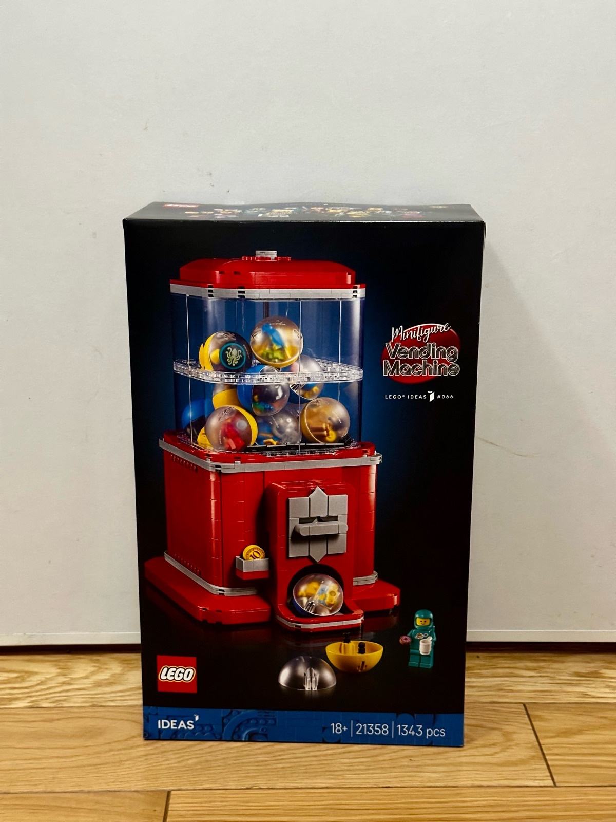 NOVO Lego 21358 Vending Machine