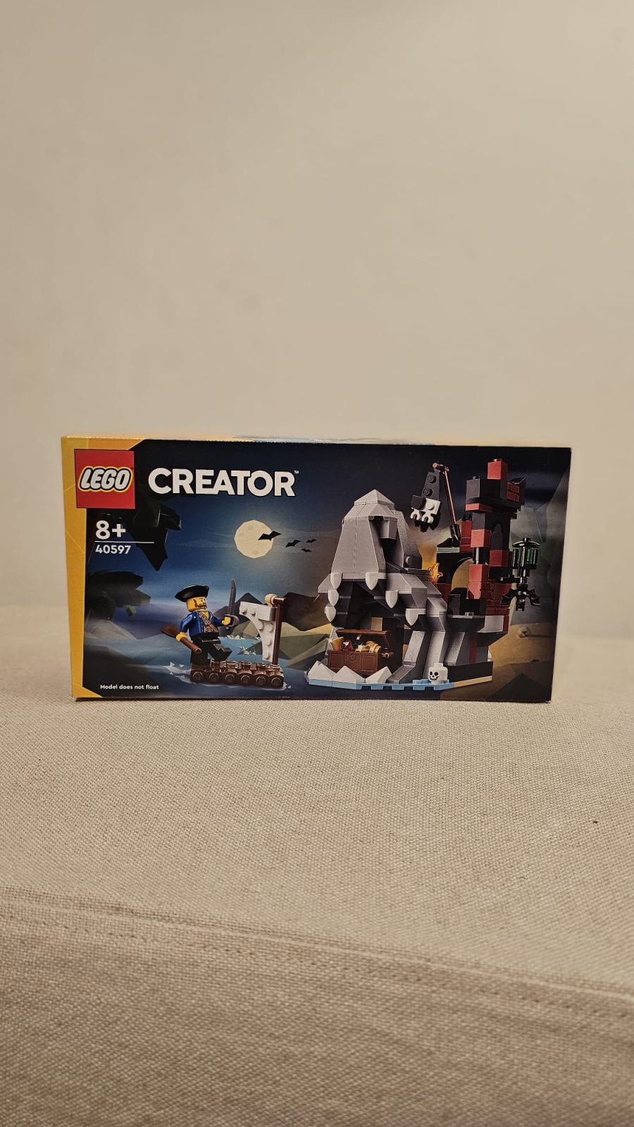 LEGO 40597 Scary Pirate Island