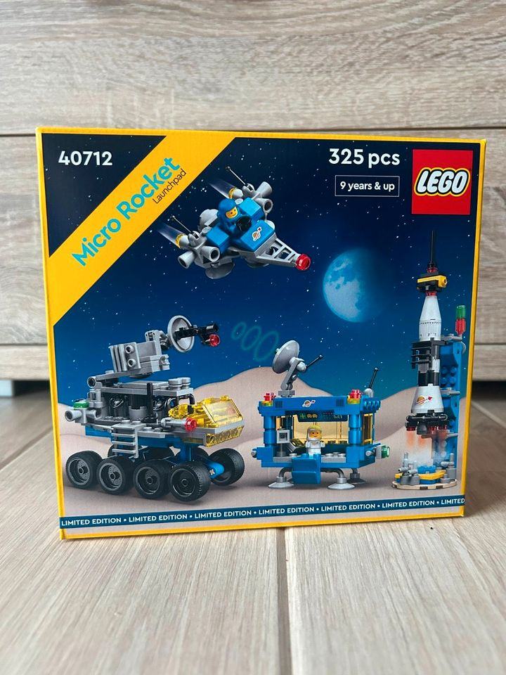 Lego Micro Rocket Launchpad 40712