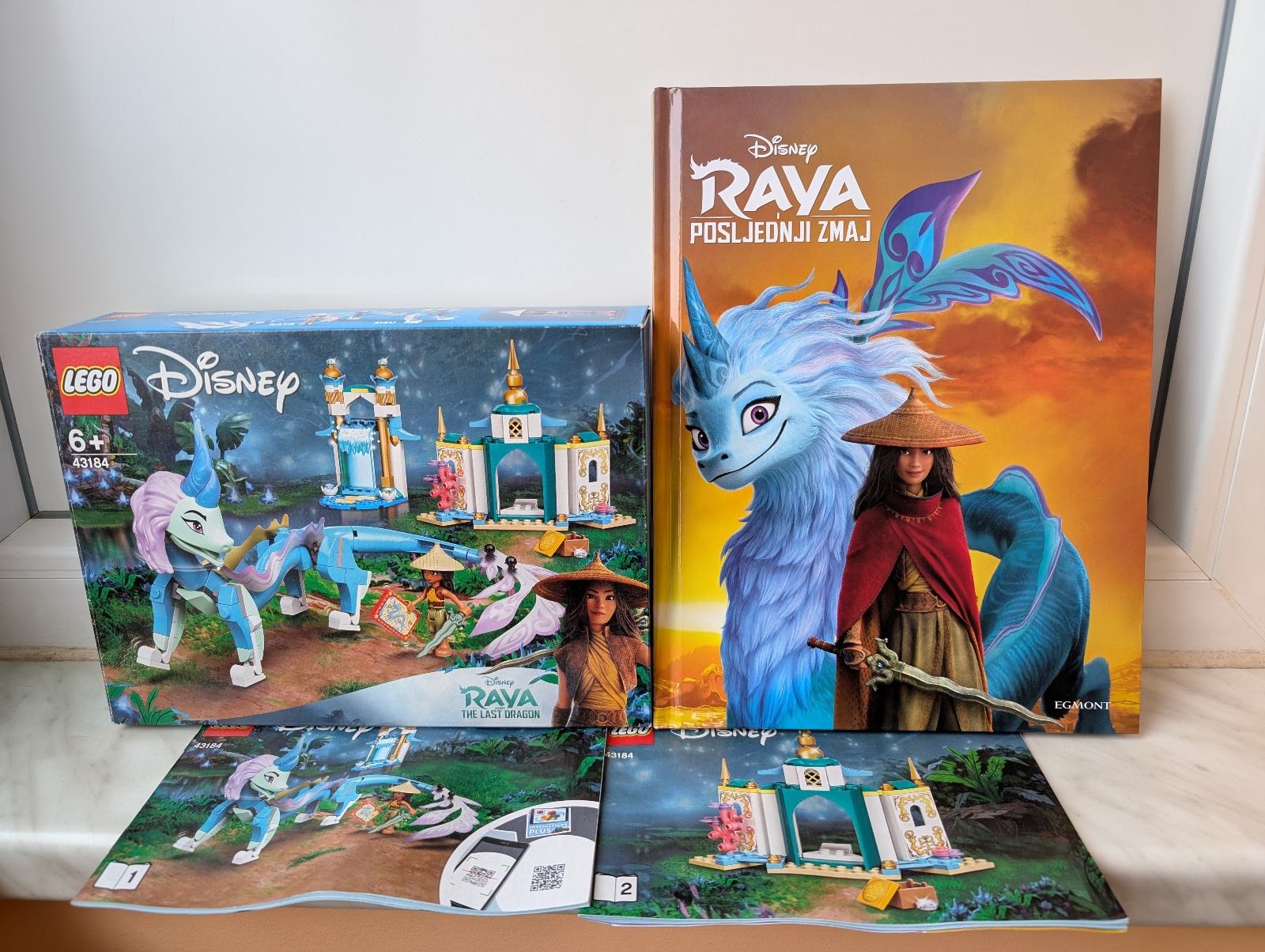 Lego 43184 i slikovnica Raya i posljednji zmaj