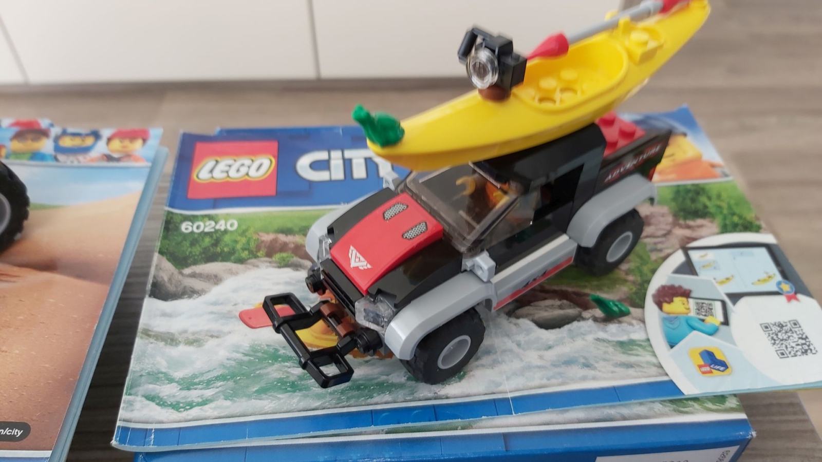 Lego 60240 Kayak Adventure